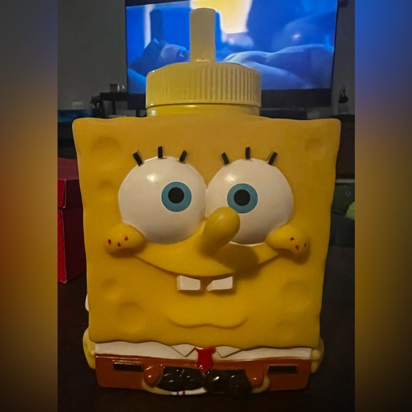Other | Universal Studios 213 Spongebob Squarepants Water Sipper ...